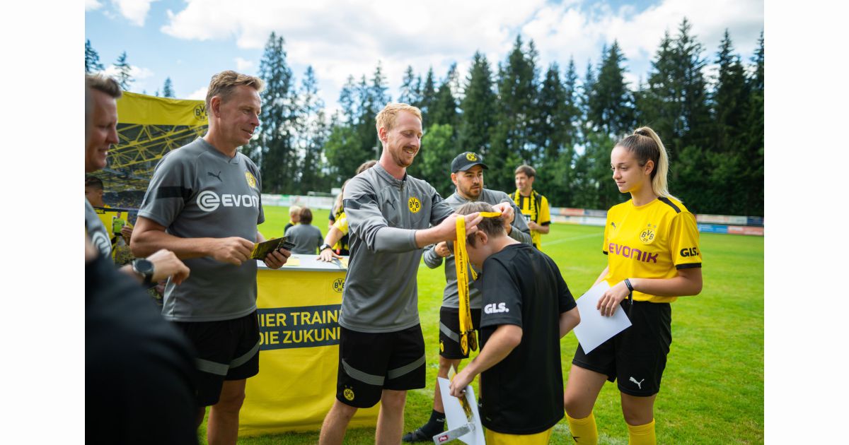 BVB Evonik Fußballakademie